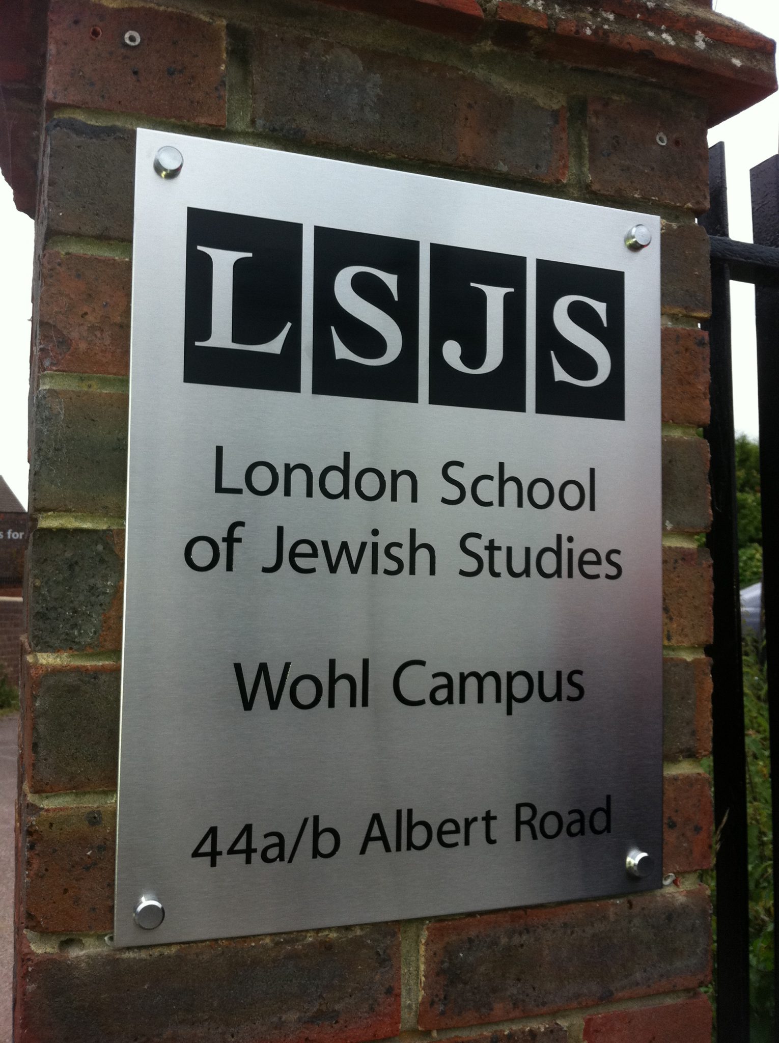 Brickwork Pillar Sign By Gate (LSJS) - Action Signs